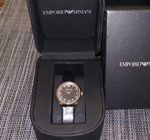 Часы женские emporio armani