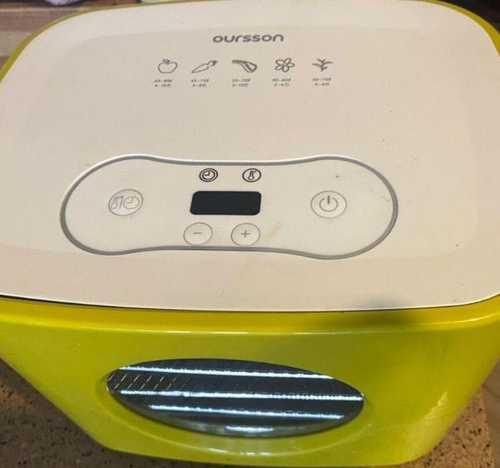 Сушилка для овощей фруктов Oursson DH5000D компакт