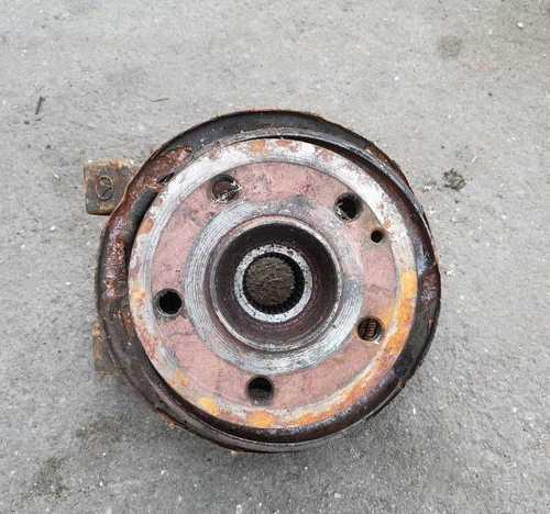 Кулак задний правый Mercedes-Benz V-класс W447 OM651 2.2