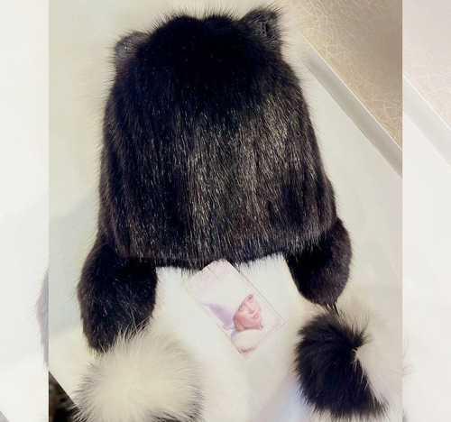 Зимняя шапка для девушки