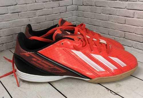 Детские бутсы для зала Adidas F10 Q33860