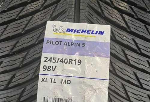 Michelin Pilot Alpin 5 245/40 R19 98V