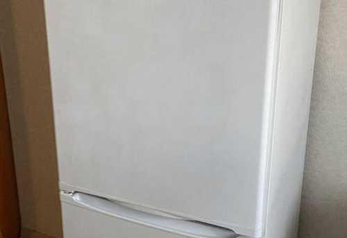 Холодильник бу Stinol RF 305A.008