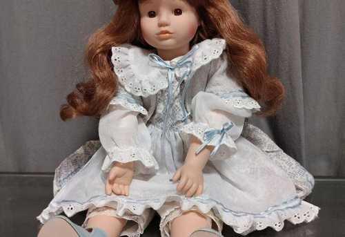 Кукла виниловая коллекционная