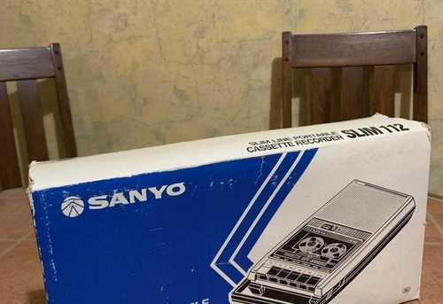 Кассетный магнитофон Sanyo slim 112