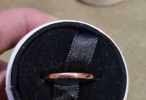 Золотое обручальное кольцо 19,5