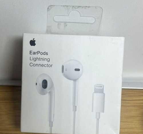 Наушники Apple EarPods with Lightning Connector