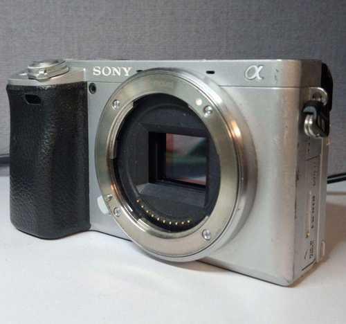 Беззеркальный фотоаппарат Sony A6400 Body