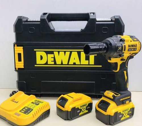 Аккумуляторный гайковёрт Dewalt