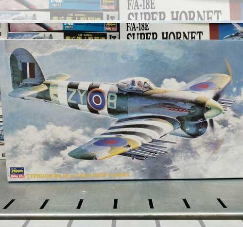 Модель 09060 Hasegawa Typhoon MK.IB Tear DP 1/48