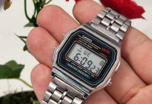 Электронные часы Casio