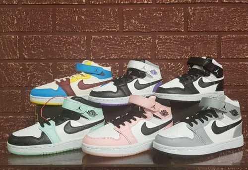 Зимние кроссовки детские Nike Air Jordan