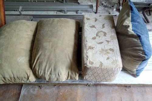 Подушки бу от диванов