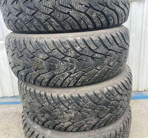 Accelera 651 215/55 R17