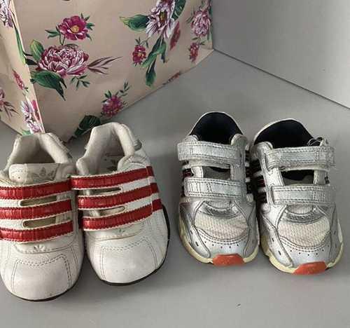 Кроссовки adidas детские