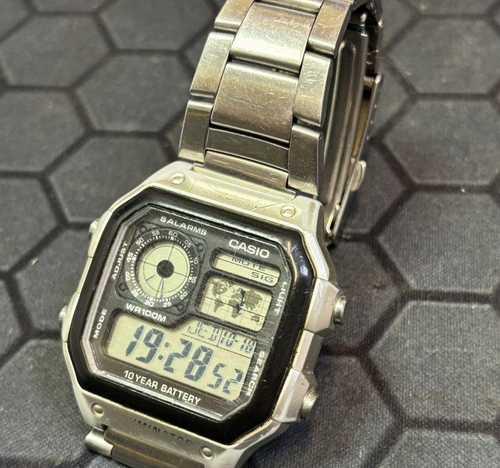 Наручные часы Casio