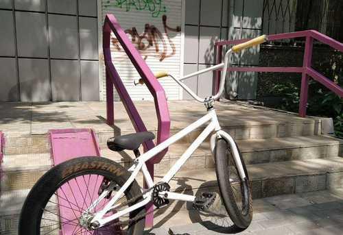 BMX Eastern element