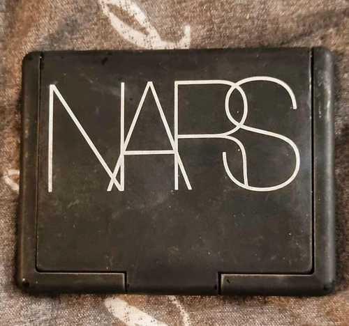 Бу румяна Nars Orgazm