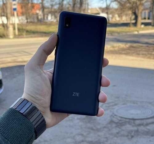 ZTE Blade A3, 3/32 ГБ