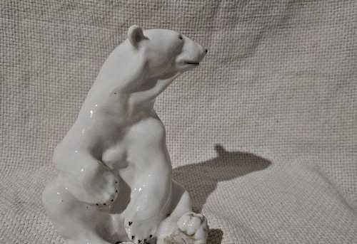 Статуэтка полярный медведь Гики