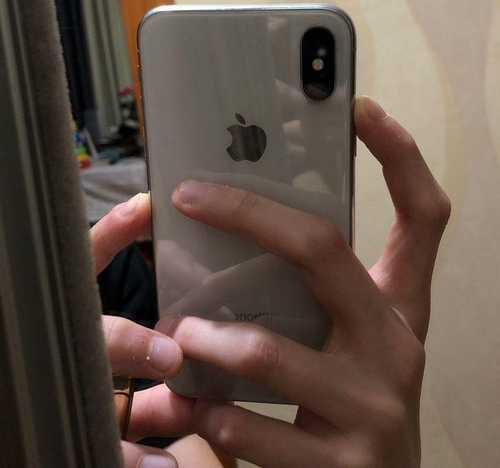 iPhone X, 64 ГБ