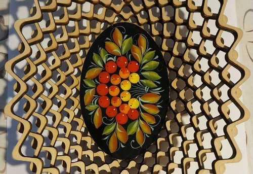Тарелка деревянная декоративная