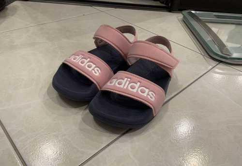Сандалии Adidas для девочки