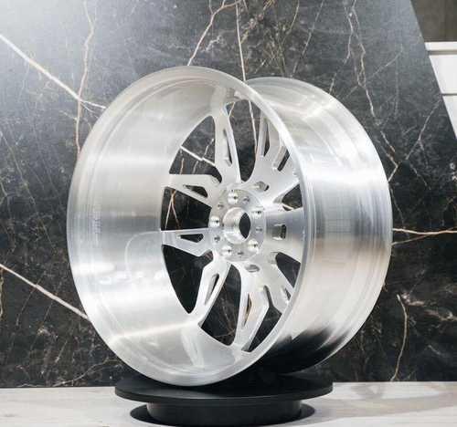 Кованные диски R20 Mercedes-Benz C-Class