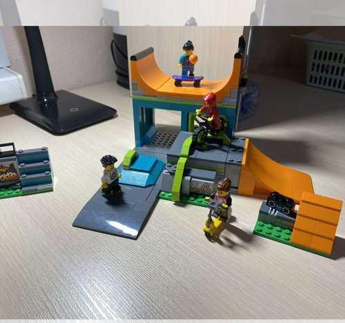 Lego skatepark