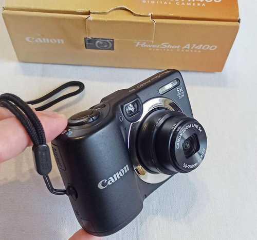 Canon A1400 как новый