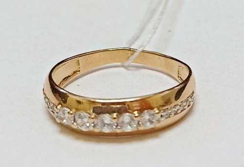 Золотое кольцо с фианитои 16,5 размер 585 проба