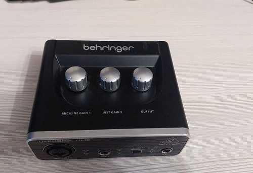 Внешняя звуковая карта behringer U-phoria UM2