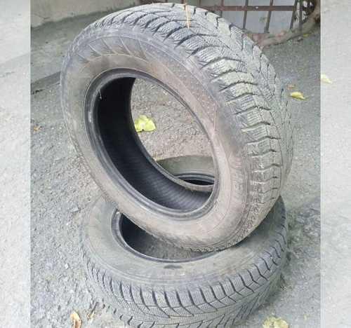 Hankook Winter I'Cept IZ2 185/65 R14 90T