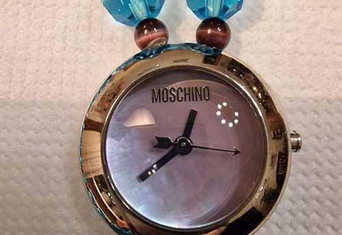 Часы женские Moschino