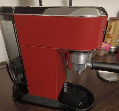 Кофемашина delonghi