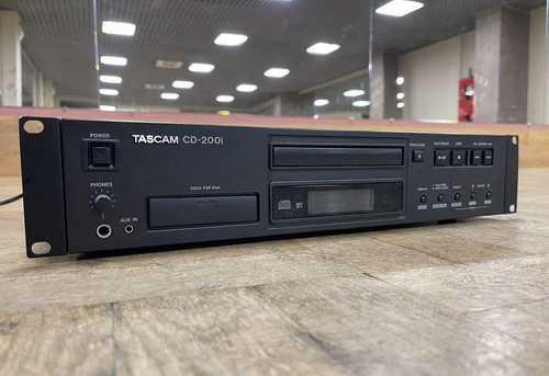 Студийный рекордер/проигрыватель tascam CD-200i