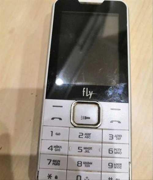Телефон Fly FF243