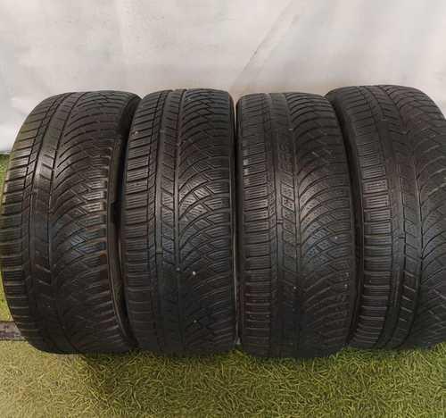 Kumho WinterCraft WP72 235/45 R18