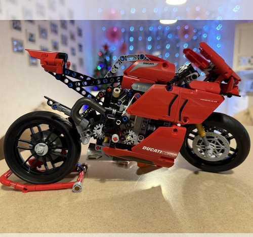 Lego technic 42107 Ducati