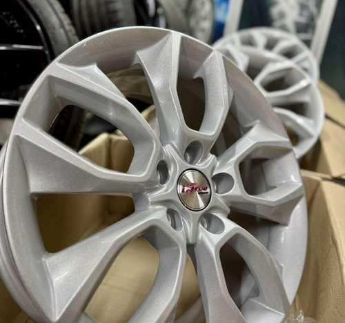 Новые диски 18” 5х114,3