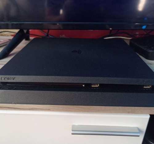 Sony PS4 slim 1tb