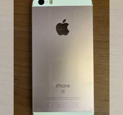 iPhone SE, 32 ГБ