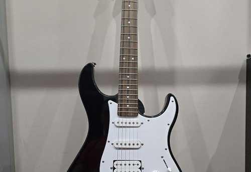 Электрогитара Yamaha Pacifica 012 BL