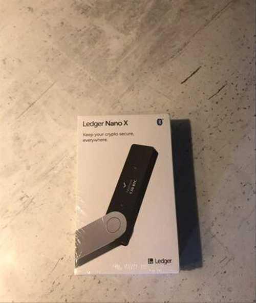 Холодный криптокошелёк Ledger Nano X (новый)