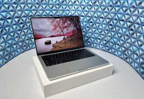 MacBook Pro 14 2021 512 Silver, новьё, 50 циклов