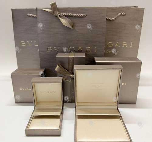 Футляры для сережек Bvlgari