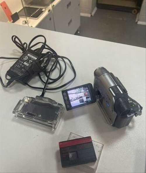 Камкордер видеокамера в идеальном состоянии Sony