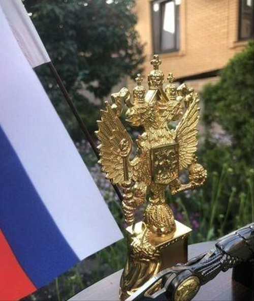 Герб россии с флагом