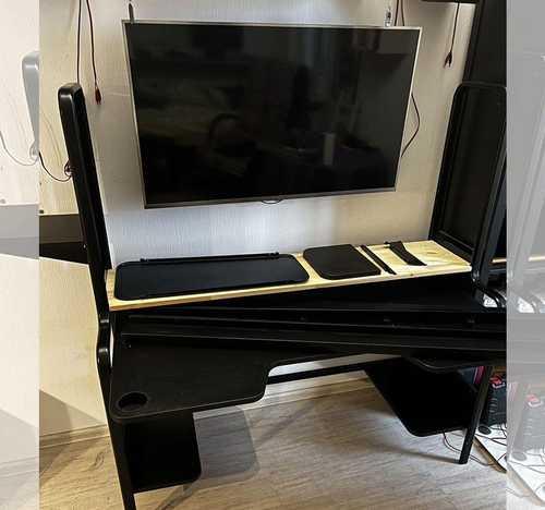 Рабочий стол IKEA fredde (Фредде)
