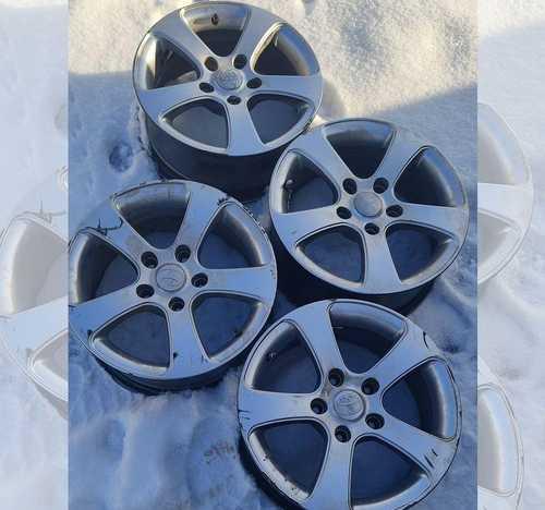 Диски литые Toyota Corolla